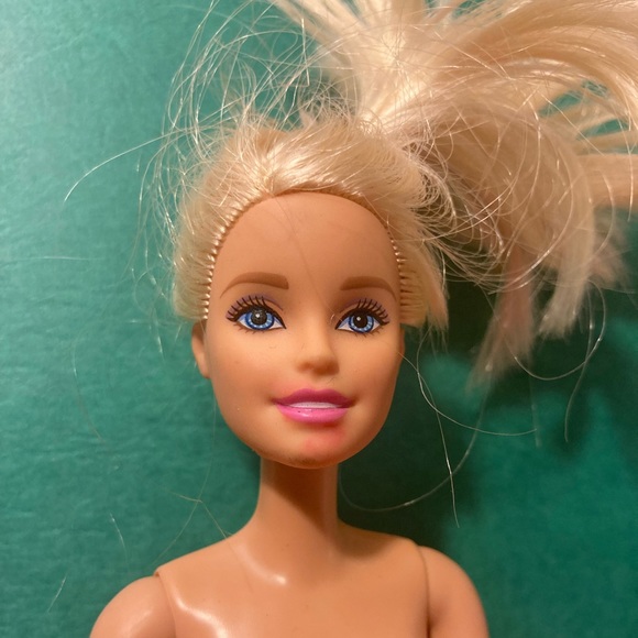 Barbie | Toys | Barbie Millie Sculpt With Chin Marks Tlc Fashion Doll ...